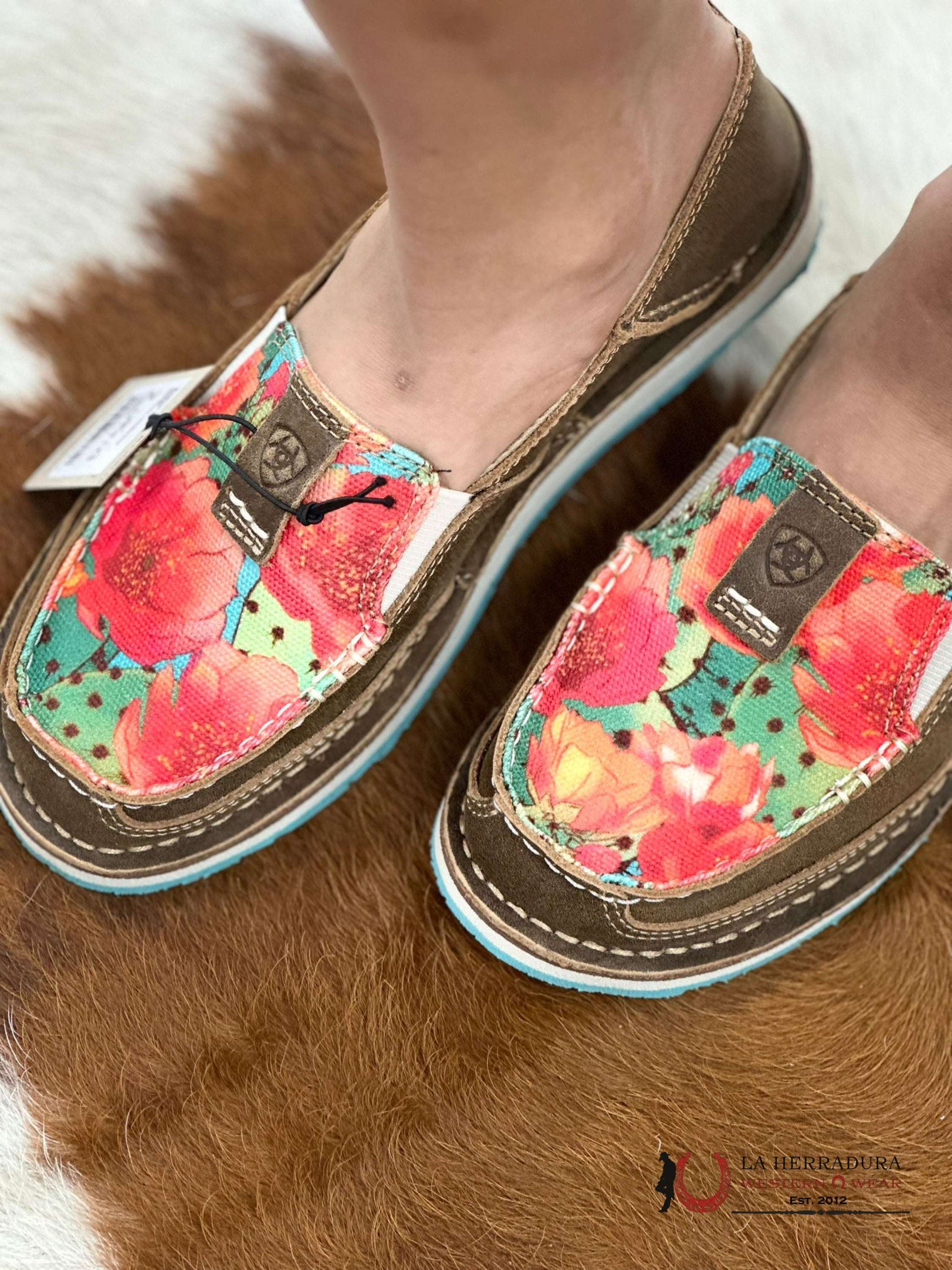 ARIAT WOMENS SLIP ON CRUISER BARE BROWN / PRICKLY PEAR- 10044531