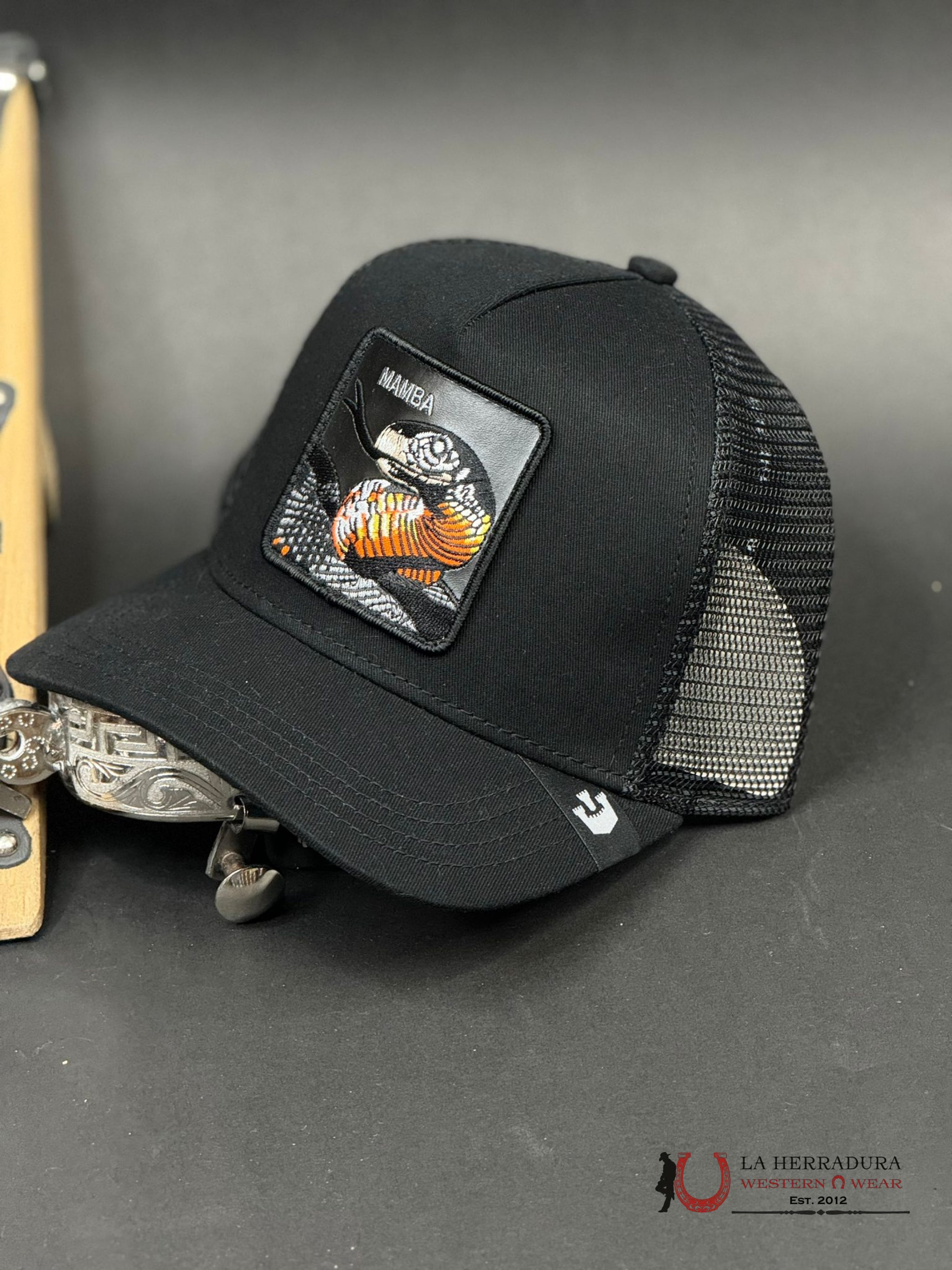 MAMBA SNAKE ALL BLACK CAP