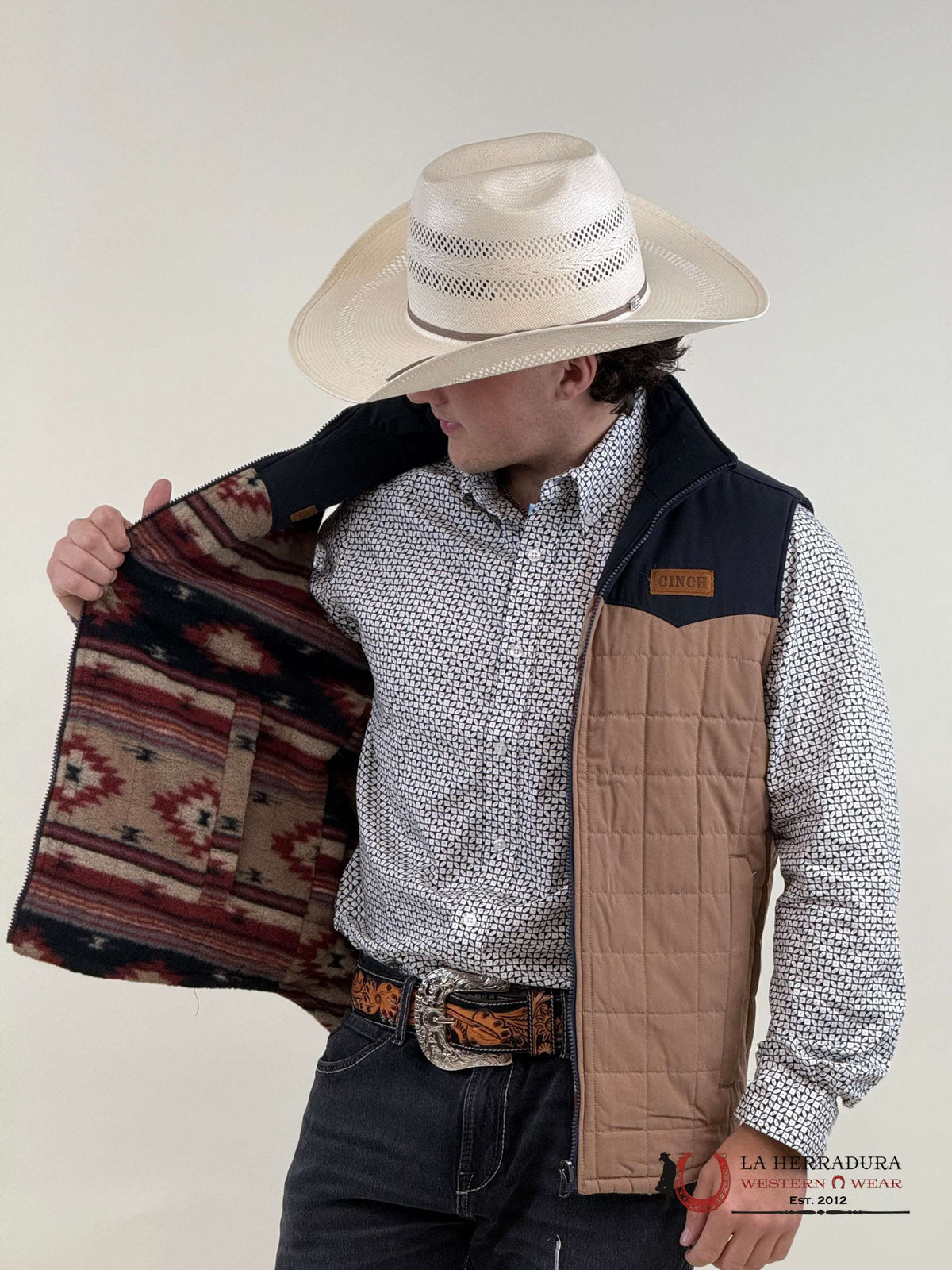 MENS CINCH REVERSIBLE QUILTED VEST- KHAKI/ NAVY MWV1576004