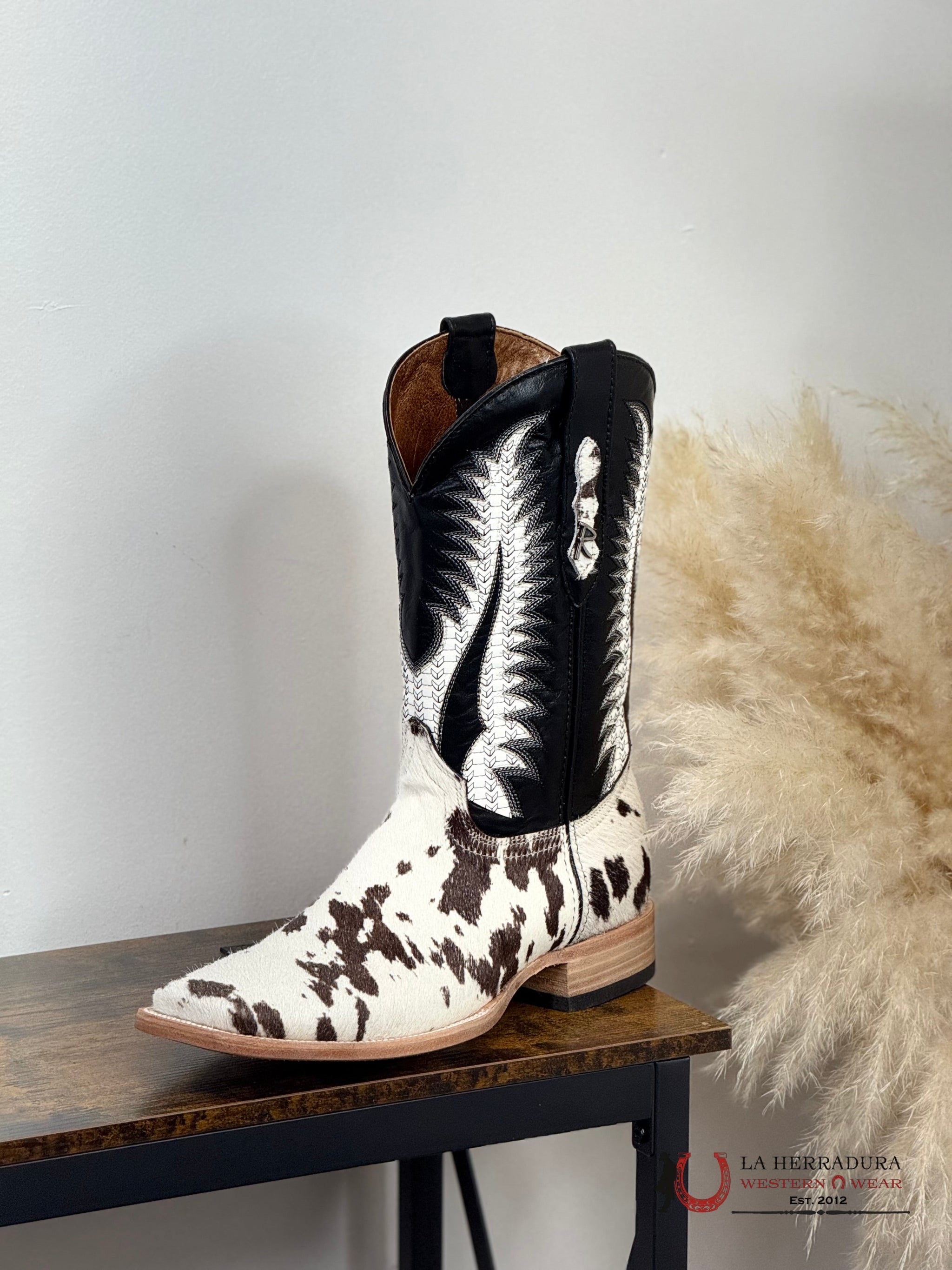 RANCHERS EXOTIC COWHIDE BLEACH FLAME BOOT SQ. TOE